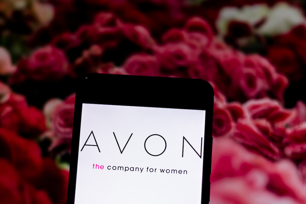 Avon Romania seeks sell and leaseback deal for warehouses near ...