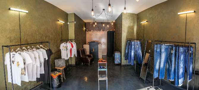 Two Romanian entrepreneurs open new luxury multibrand store downtown ...