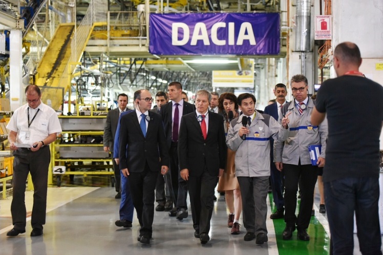 French car producer Renault reaches EUR 2.4 bln investments in Romania ...