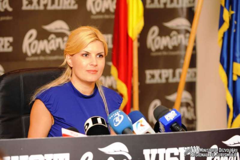 Former Romanian minister Elena Udrea returns to jail | Romania Insider