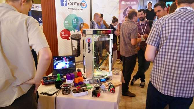 Young engineers create the first Romanian 3D printer | Romania Insider