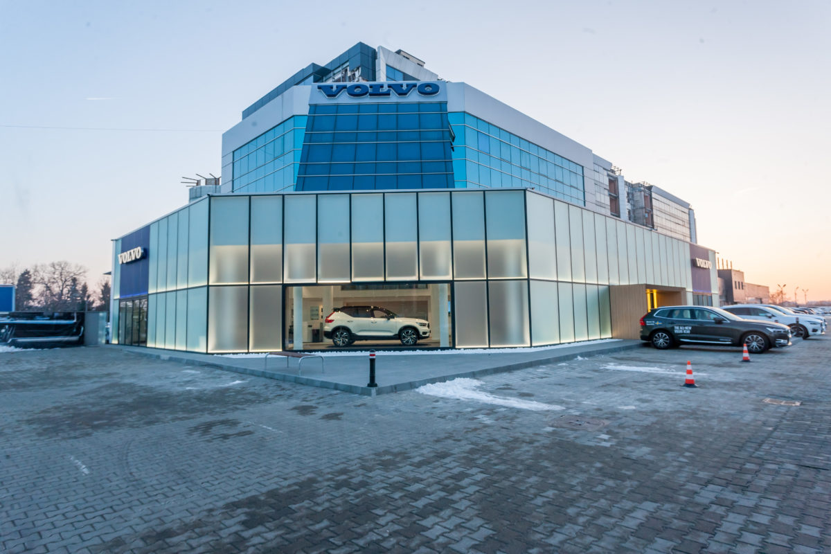 Biggest Volvo dealer in Romania opens EUR 1 mln showroom | Romania Insider