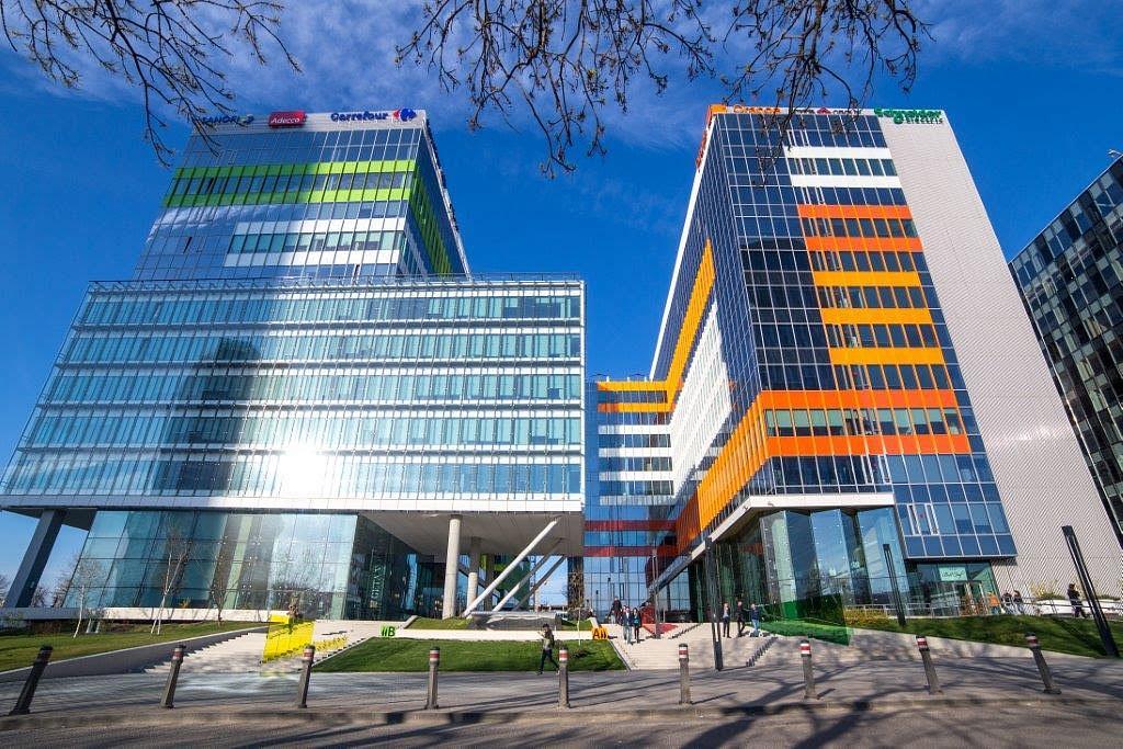 Biggest office owner in Romania buys third Green Court building from ...
