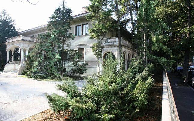 Discover Bucharest: Primaverii Palace, the private residence of late ...