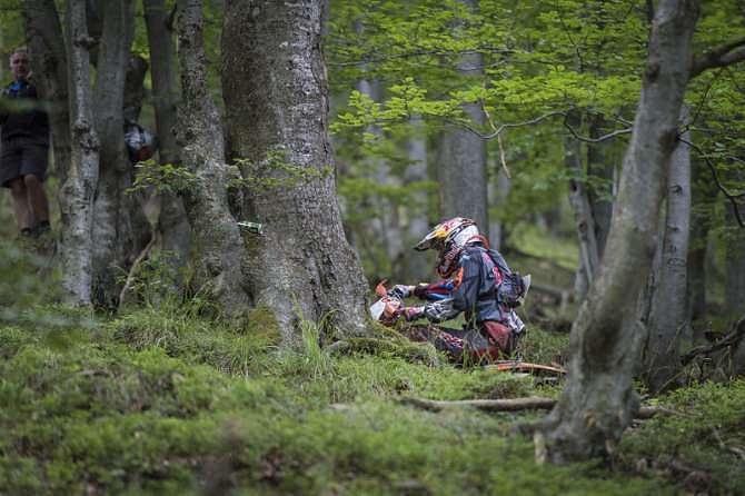 Riders from 37 countries at Red Bull Romaniacs hard enduro rally in ...