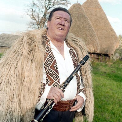 Romanian musician Dumitru Farcas recovers his stolen tarogato which ...