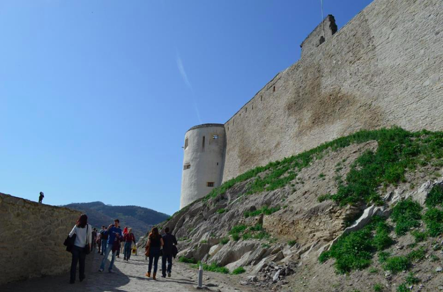 Discover Romania: Deva Citadel, for an unique Mures Valley view ...