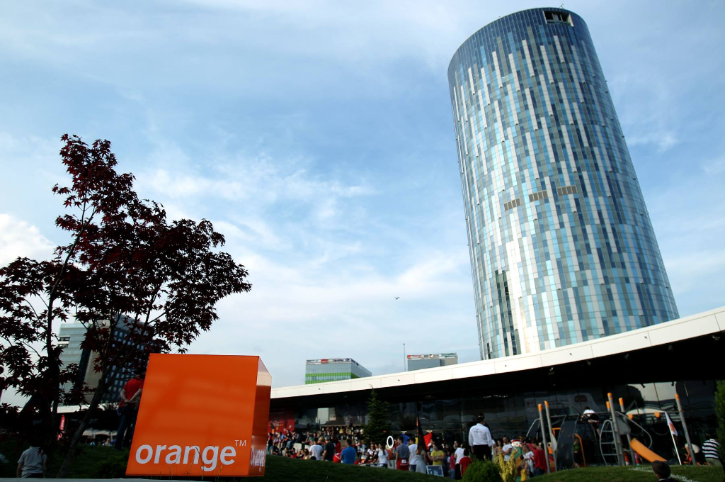 Orange Romania sees 4.9% increase in revenues in the first half