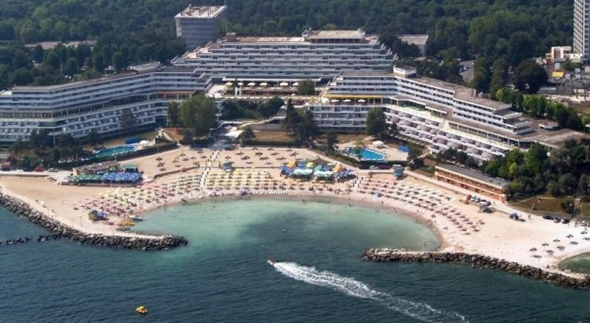 Top hotel owner buys the former pearl of the Romanian seaside for EUR ...