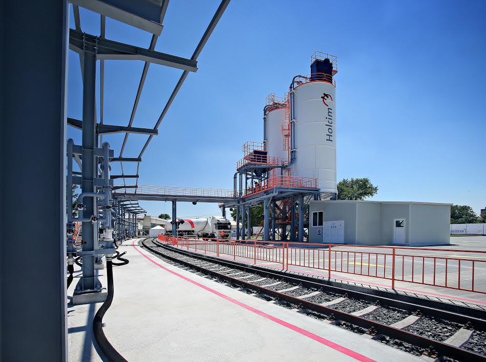 Holcim opens new cement terminal in eastern Romania | Romania Insider