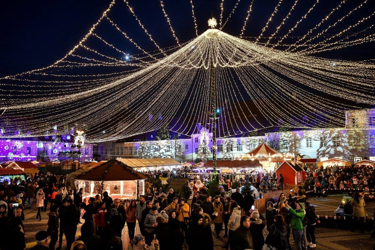 Winter special: Best Christmas markets and fairs in Romania | Romania ...